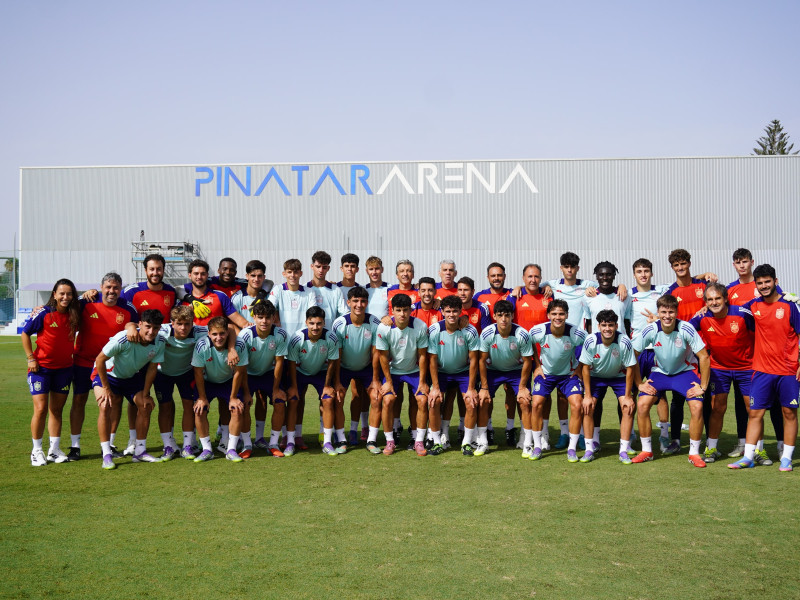 Récord histórico en Pinatar Arena: 42 equipos de 17 países eligen la ...