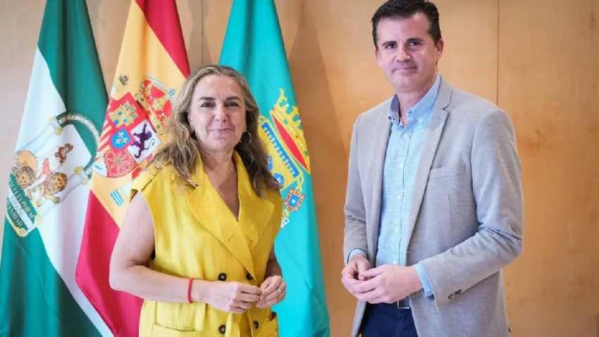 Un vecino de Lora del Río homenajea en Mauthausen a los 12 loreños ...