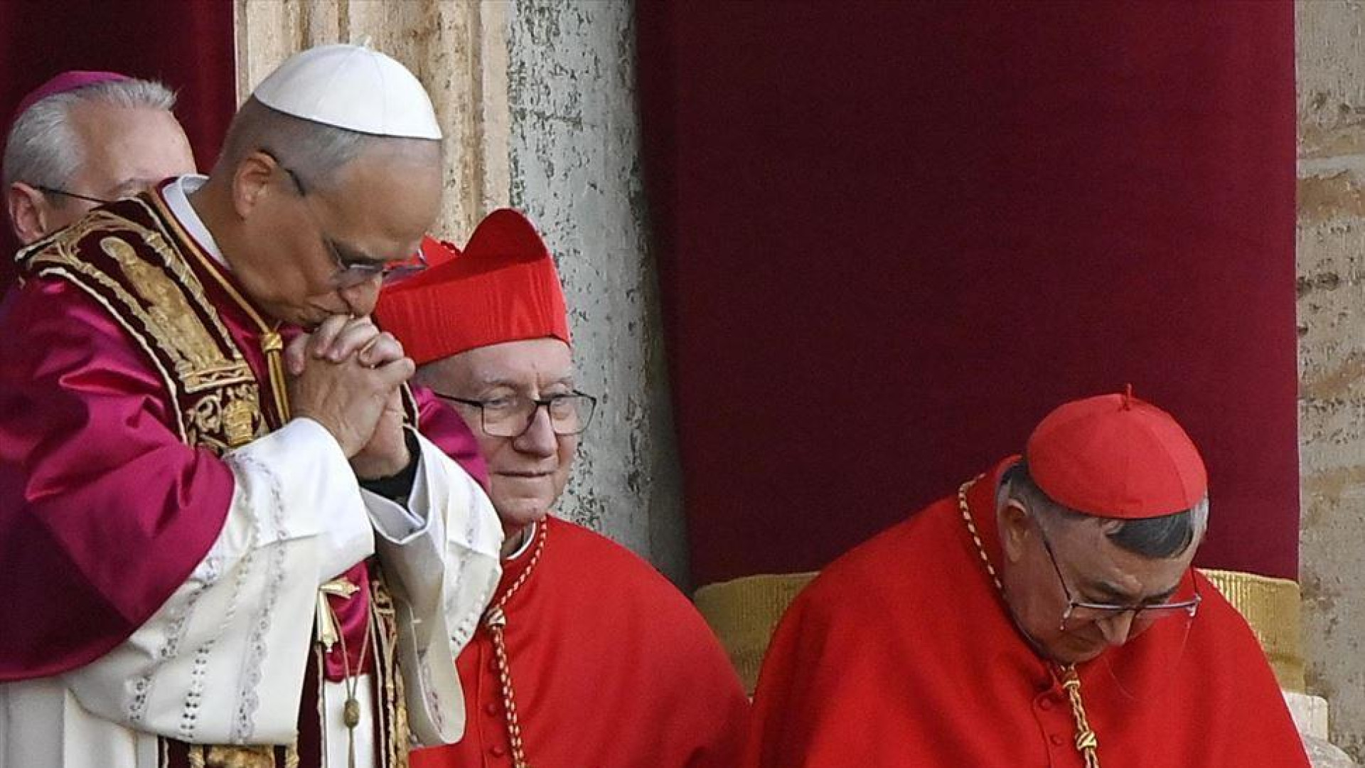 La Santa Sede revela el documento oficial en el que León XIV acepta su ...