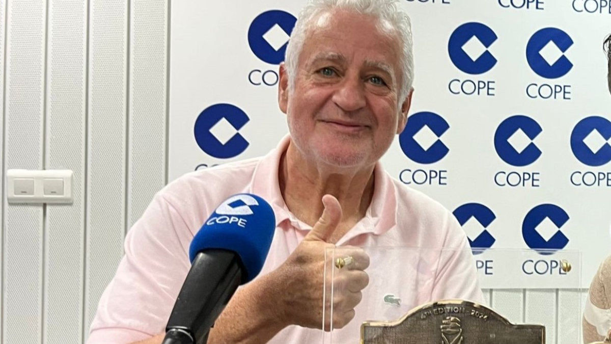 Rafa Lesmes, campeón del Dakar Classic de camiones, en Deportes COPE ...
