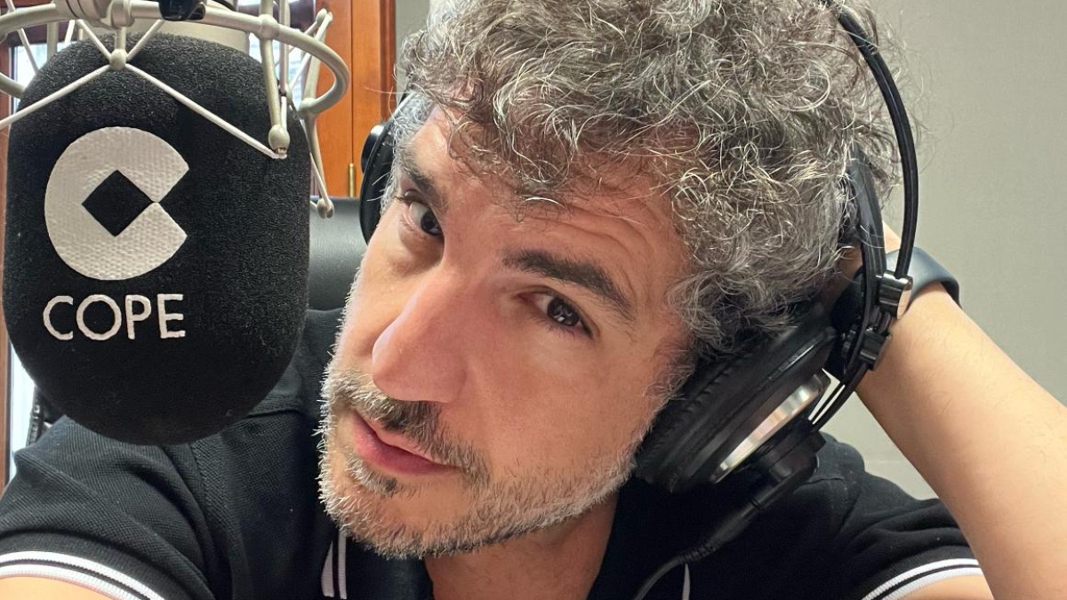 Antonio Agredano, sobre las cosas que no valen nada y nos cuestan dinero