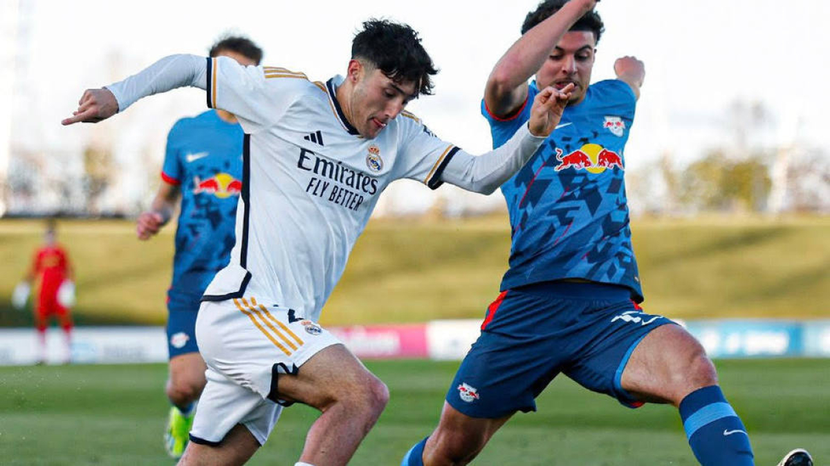 El Real Madrid renueva a Jesús Fortea, el lateral del futuro