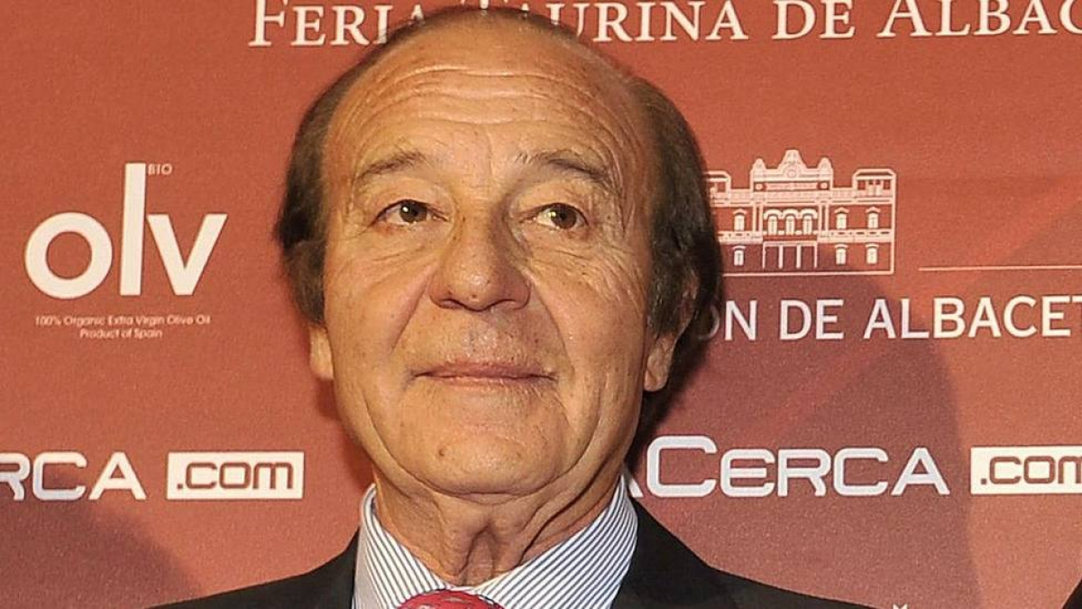 Samuel Flores y el futbolista Nacho, premios de la Real Unión de ...