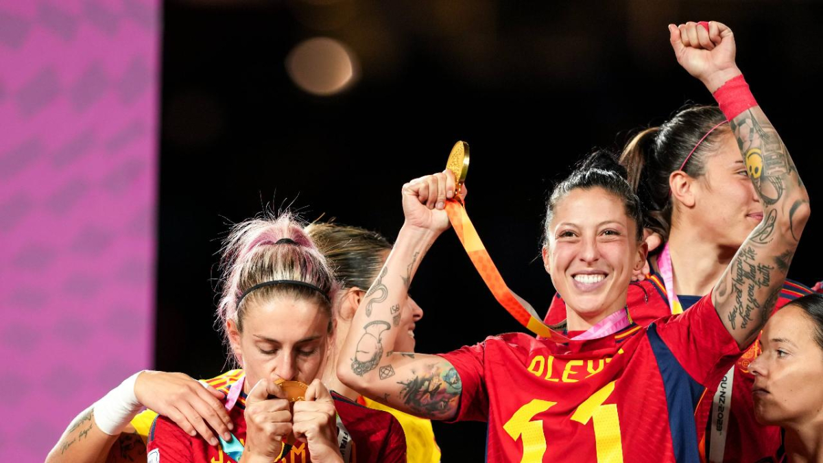 Andrea Peláez cuenta cómo ha sentado en el vestuario de España la ...