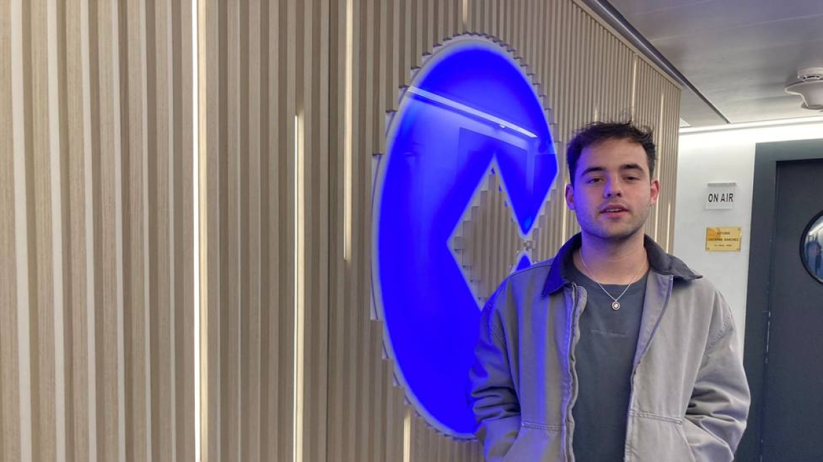 De Pol es un cantante joven pero conecta con varias generaciones: "Se ...