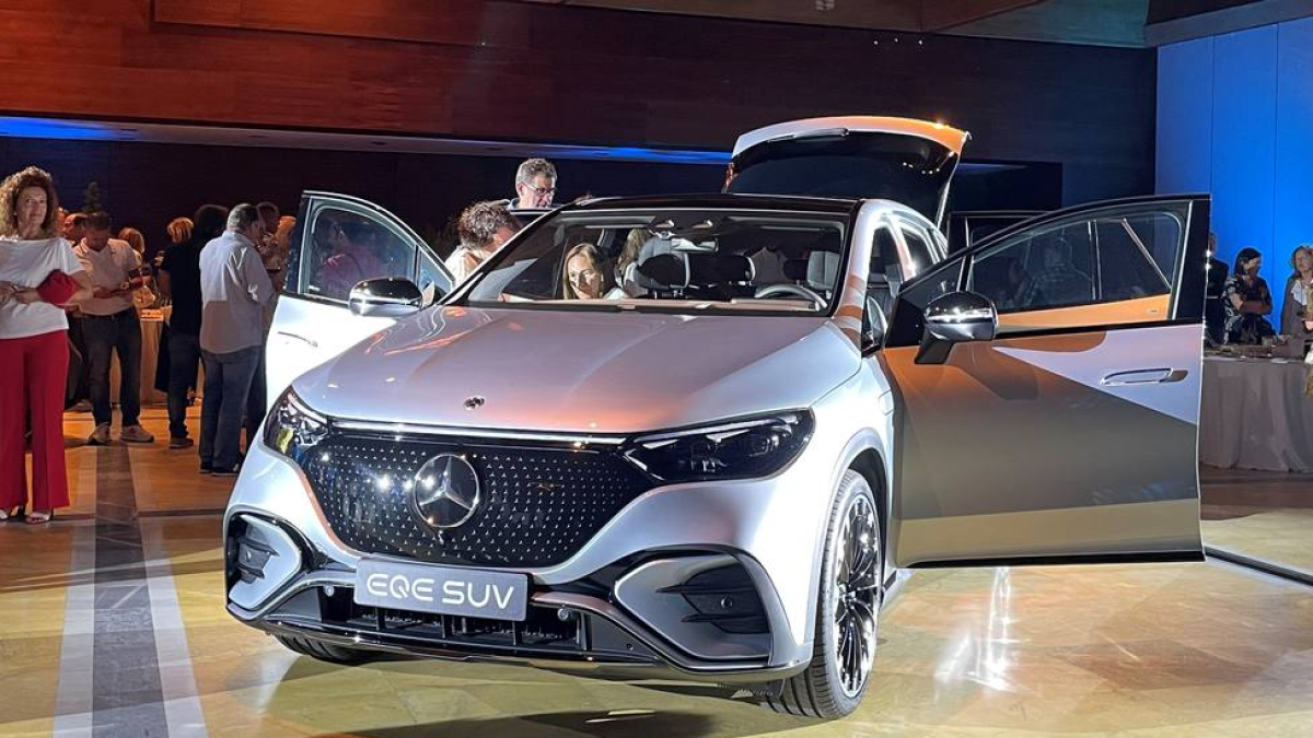 Adarsa presenta el nuevo Mercedes Benz EQE SUV