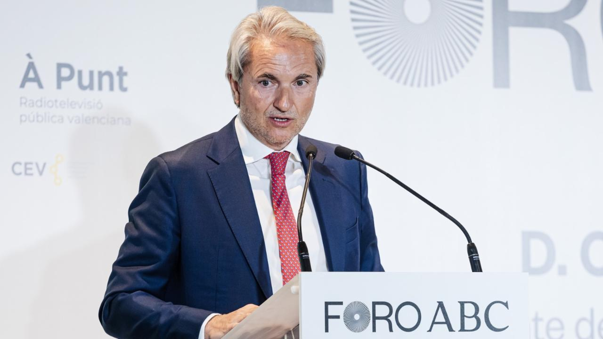 Vuelve a escuchar la entrevista al abogado Manuel Broseta, hijo de un ...