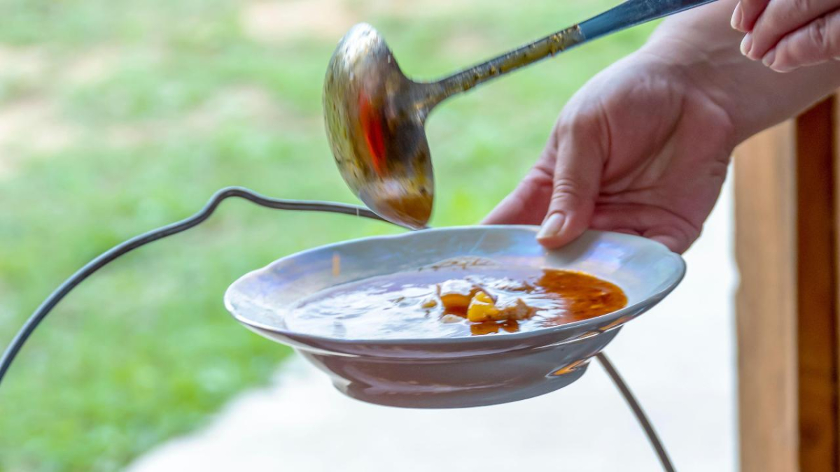 Escucha lo que cuenta Mari Carmen, una 'fósfora' que descubrió a la ...