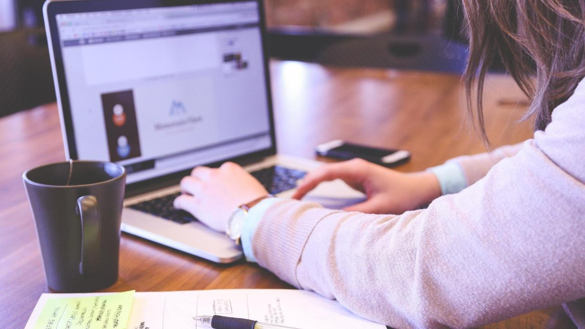 ¿Qué es la cibercondría?