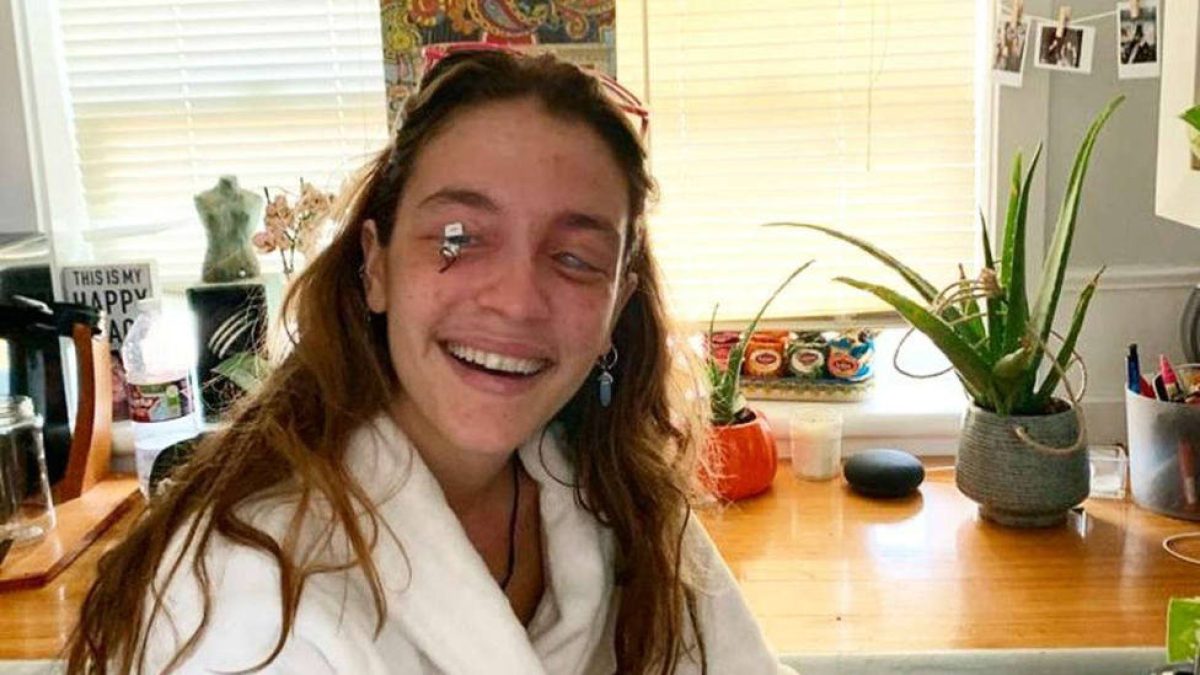 Marta Bustos, la joven que recuperó la visión tras un accidente con ...