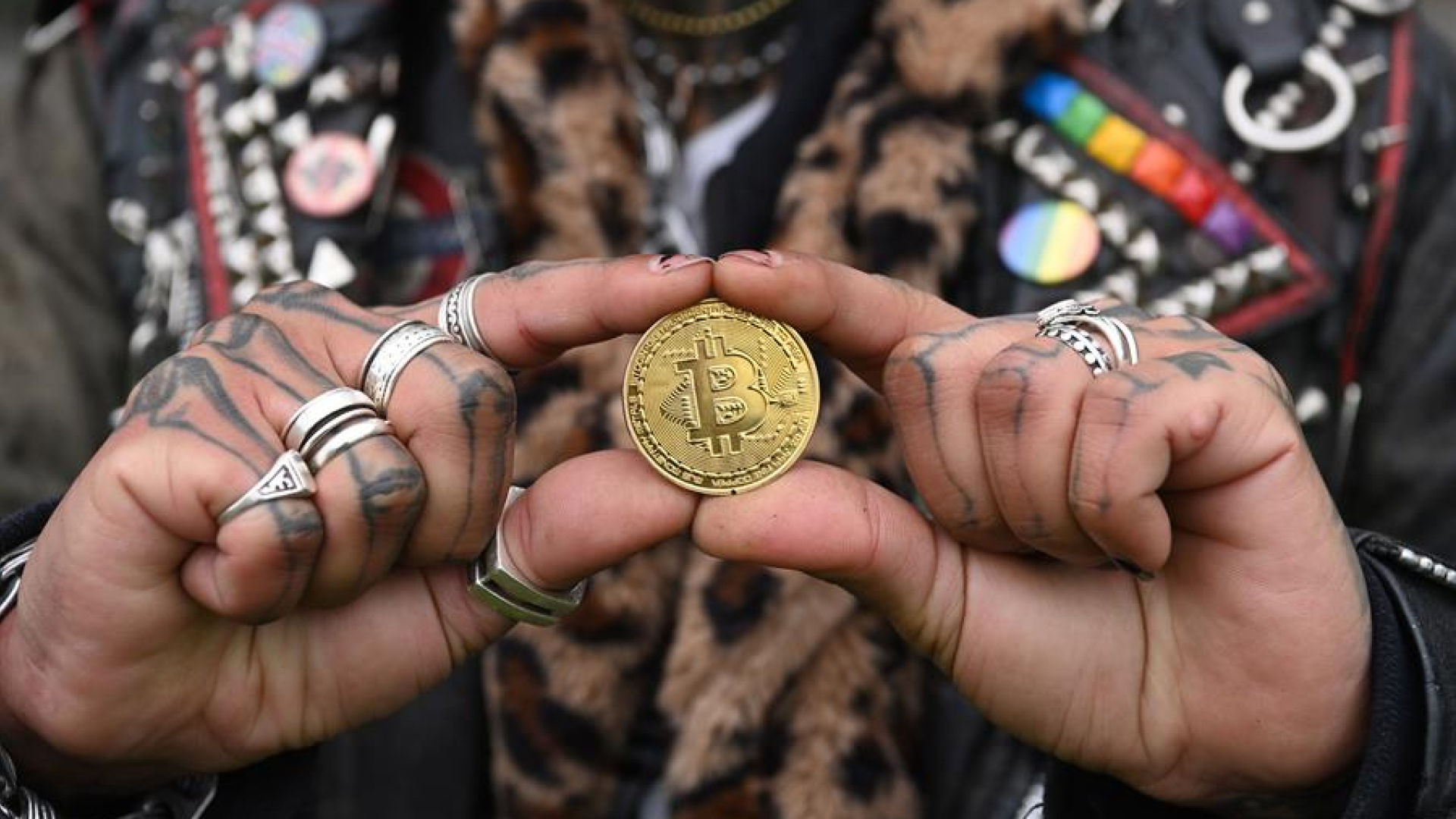 Primer golpe policial a la financiación de una banda latina: caen 19 ...