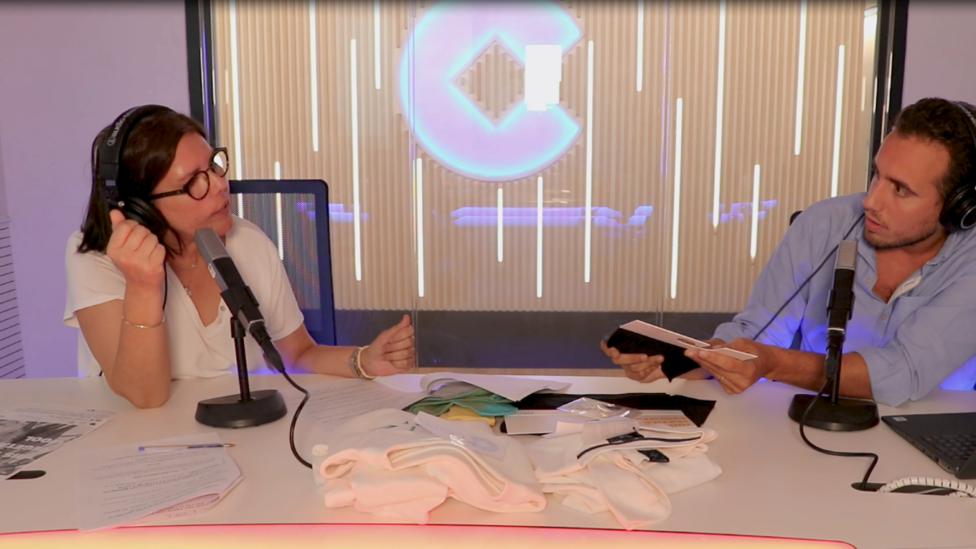 'Lo que viene', el programa de COPE analiza los tejidos del futuro