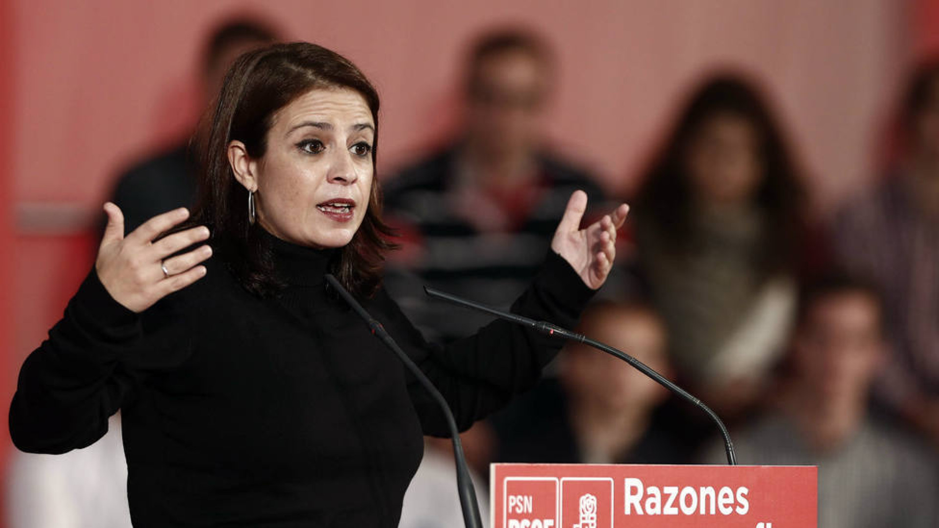 Adriana Lastra da a luz a su primer hijo, Alejandro