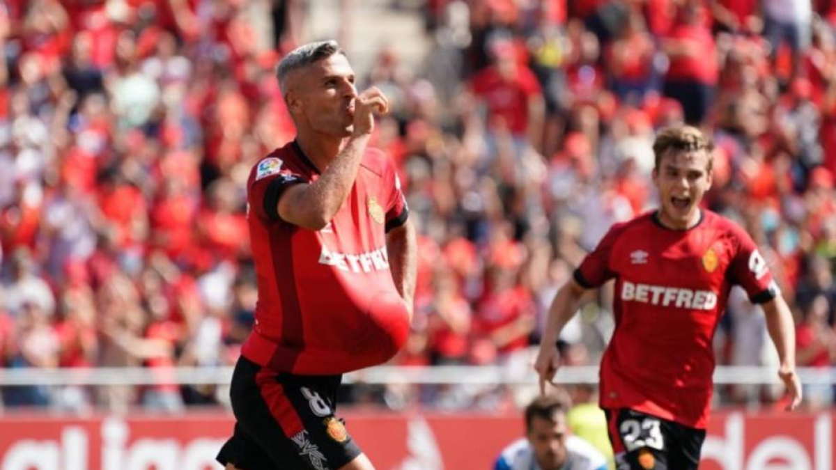 Tres años del debut de Salva Sevilla con el Mallorca