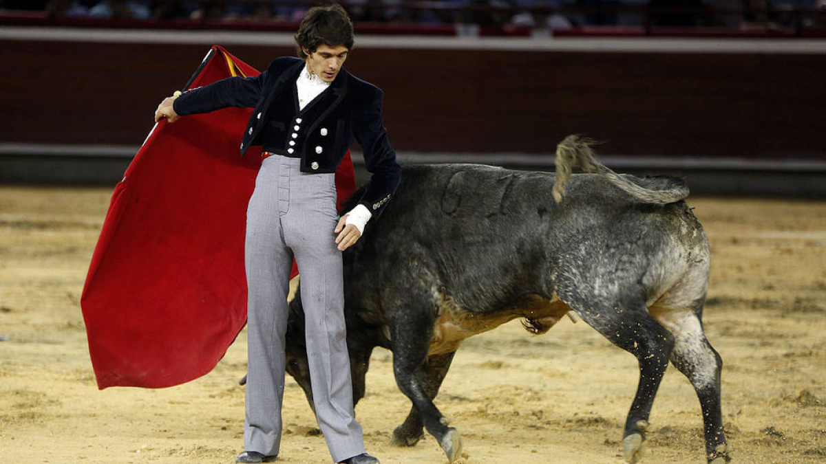 Castella y Luis David indultan dos novillos de Ernesto Gutiérrez en el ...