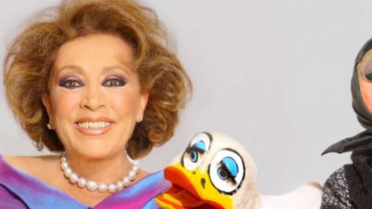 Mari Carmen, Dña. Rogelia y Nicol, ponedores de calles