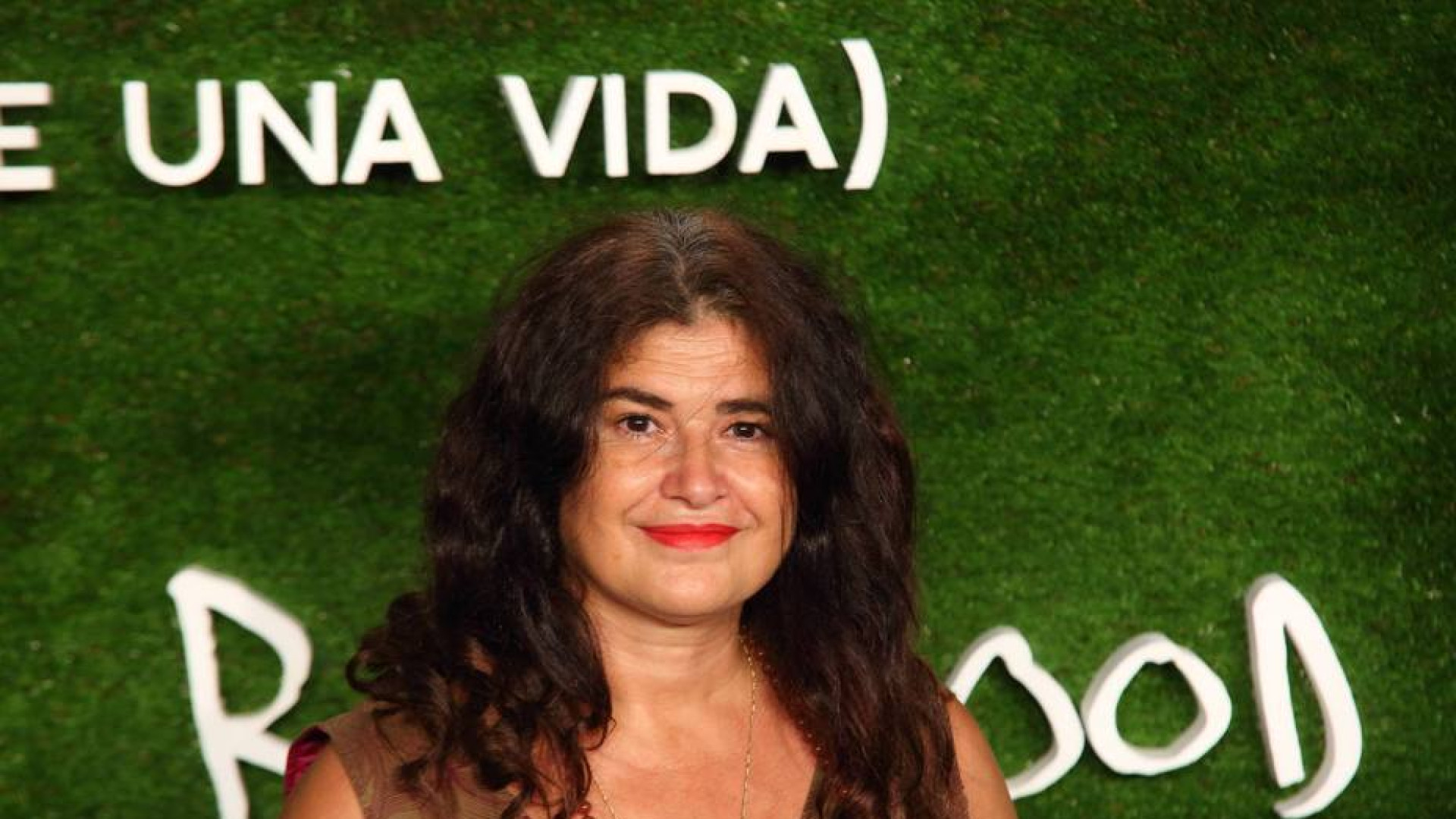 Tremendo “zasca” a Lucía Etxebarria por su comentario sobre la tesis de ... Tremendo “zasca” a Lucía Etxebarria por su comentario sobre la tesis de ...