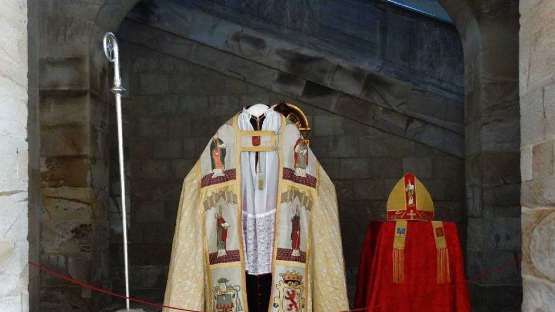 Homenaje de Astorga al cardenal Marcelo González