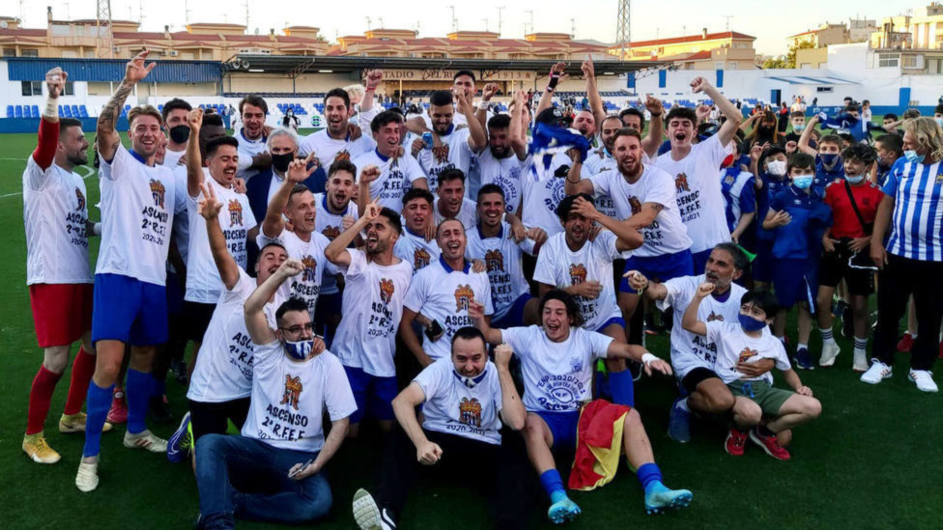 La Segunda RFEF contará con cinco grupos de 18 equipos cada uno