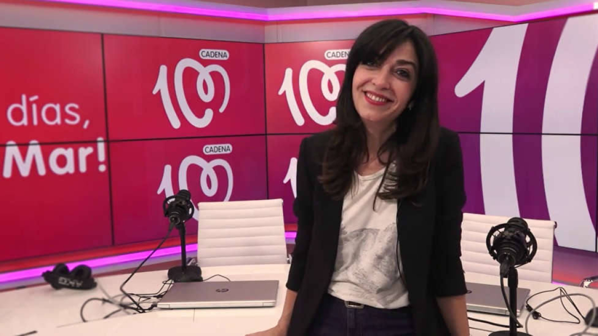 Nuestra locutora presenta su nueva sección: ''Colección de...'' con Mar ...