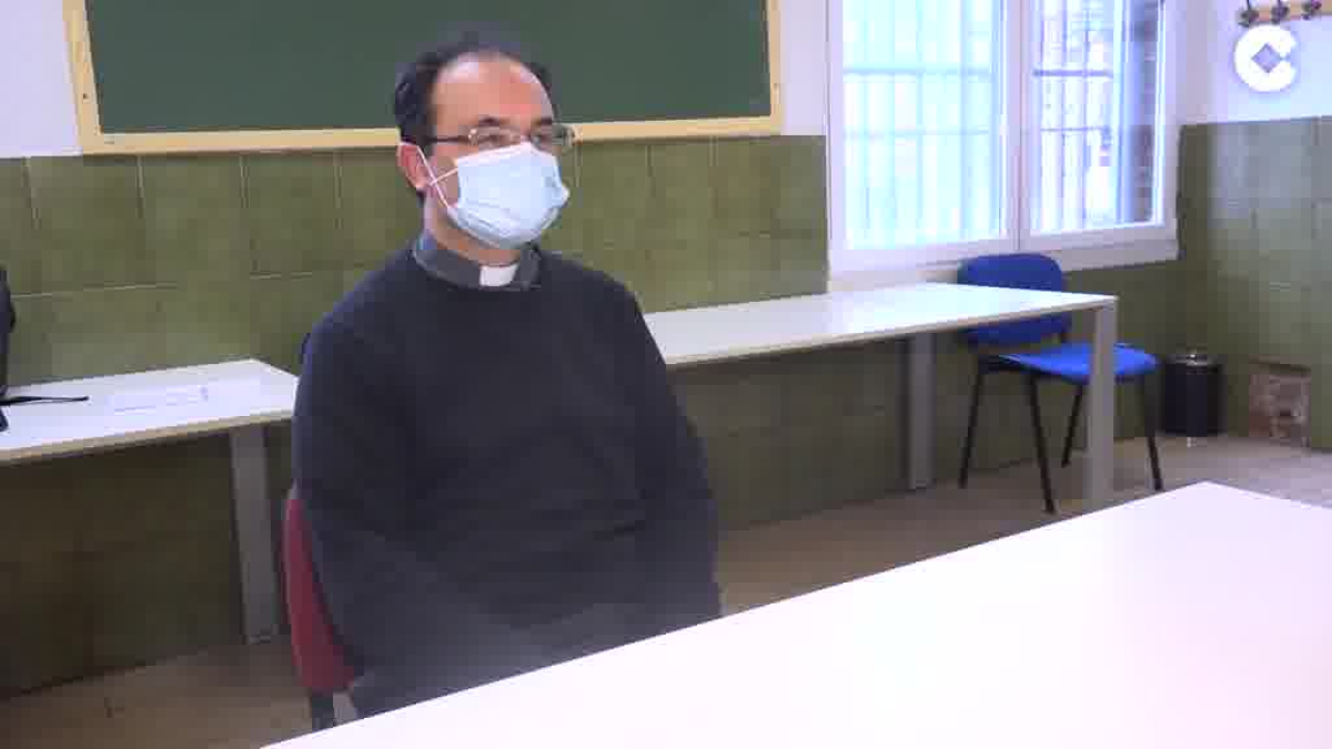 José Manuel, el párroco que obra milagros con los adictos gracias a sus ...