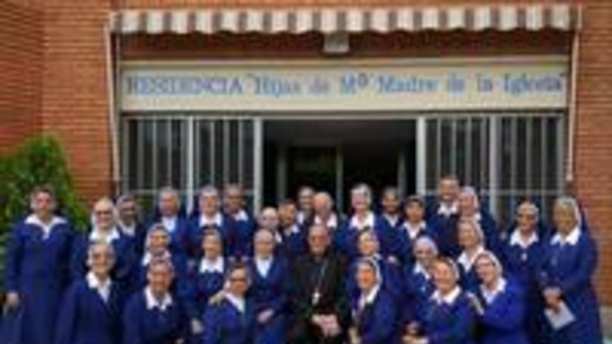 María Elena Castillo, madre general de las Hijas de María Madre de la ...