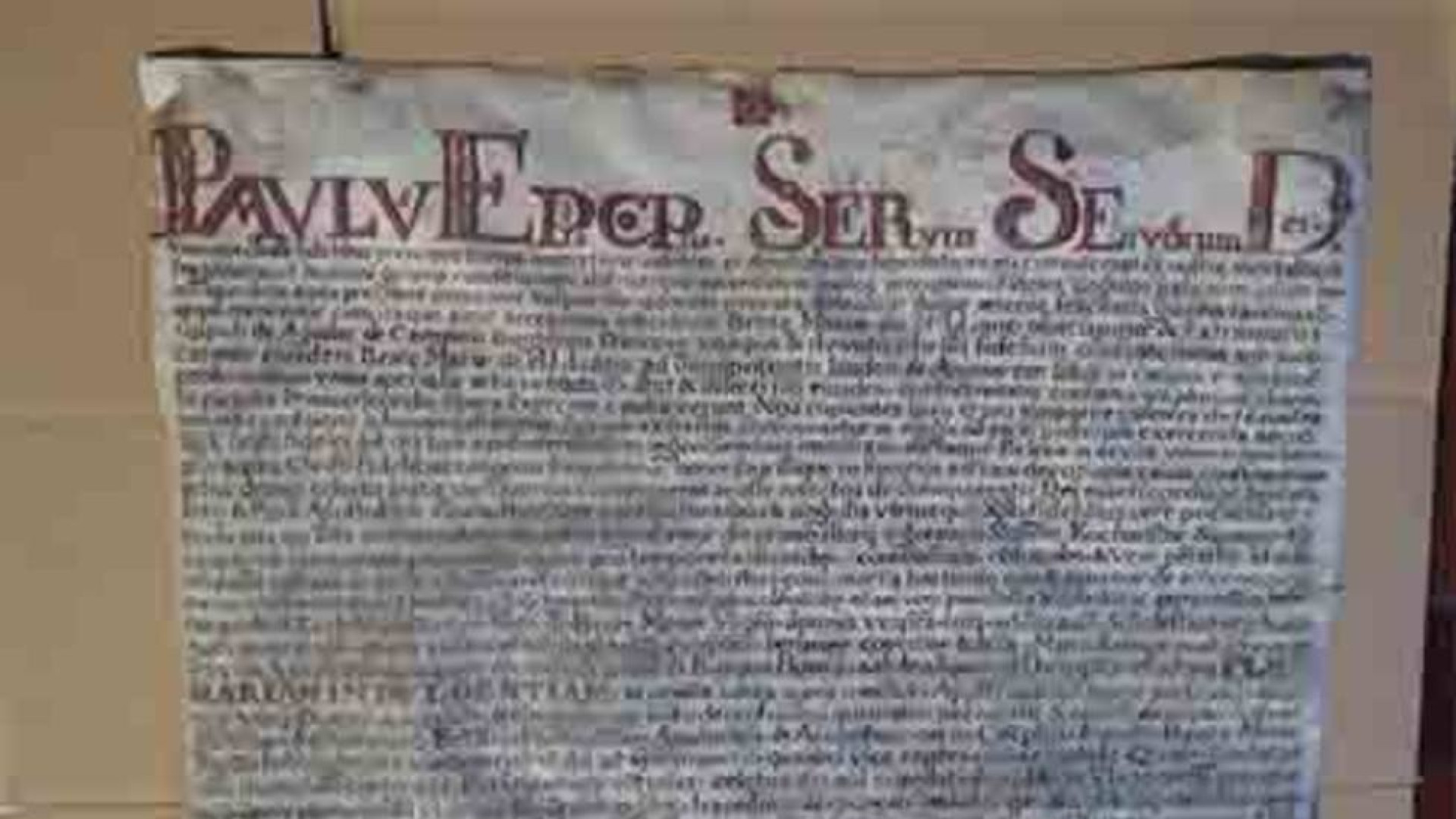 Comienza la restauración de una bula de la Cofradía Virgen de Llano de ...