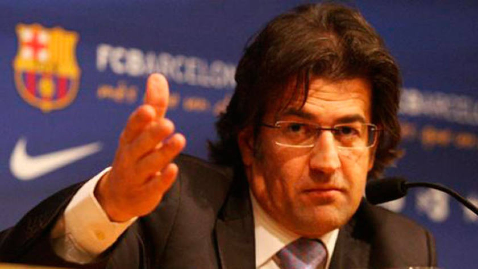 Toni Freixa presenta su candidatura a la presidencia