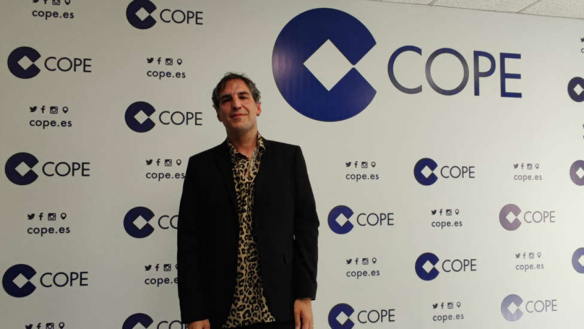 Antonio Agredano: “No sé si la poesía vence al miedo, pero sí desde ...