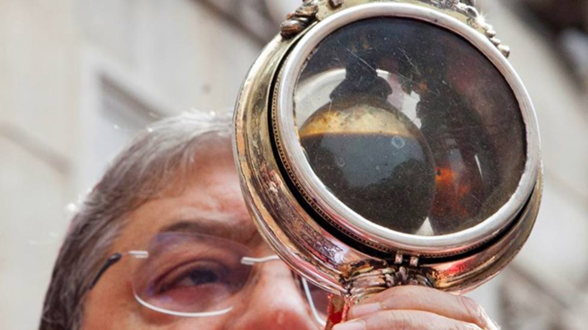 San Jenaro: el santo de la sangre milagrosa que se hace líquida cada año