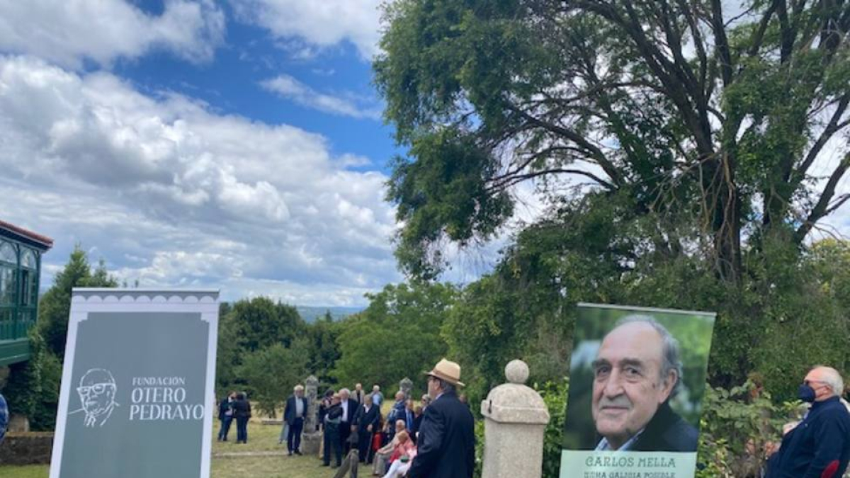 Carlos Mella recibe el Premio Trasalba 2022