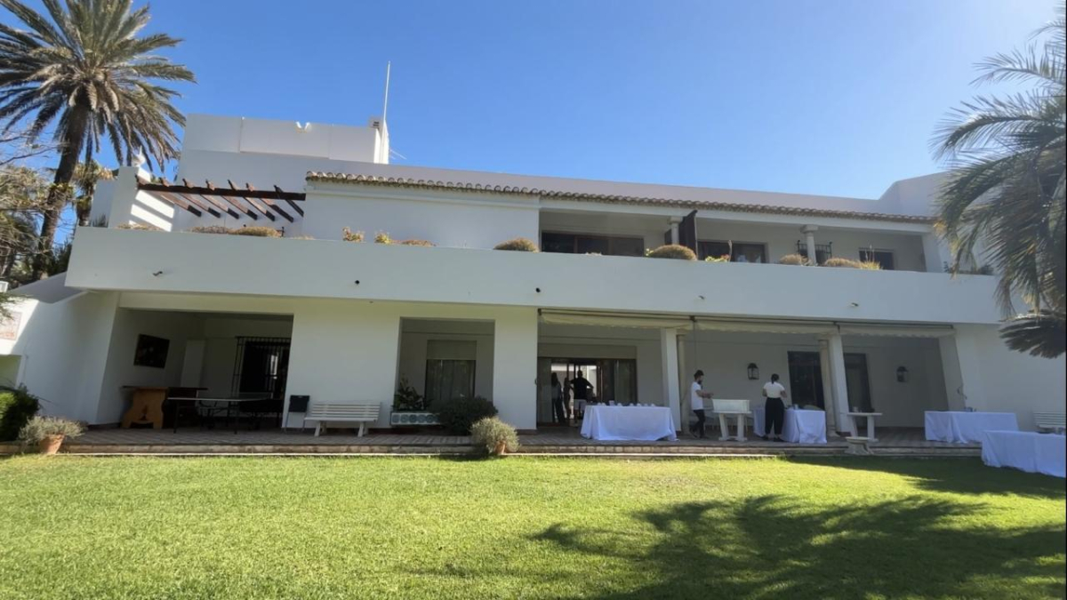 Conocemos el interior de Villa Astrida, la que fue residencia de verano ...