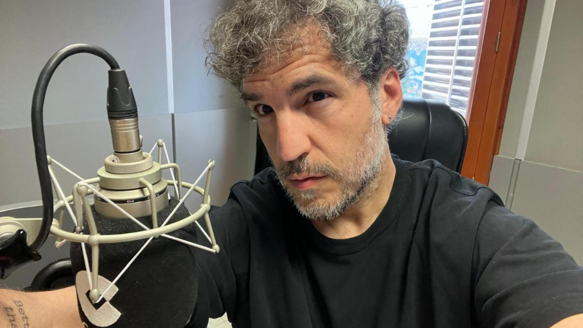 Antonio Agredano y los encuentros inesperados en sus 'Crónicas perplejas'