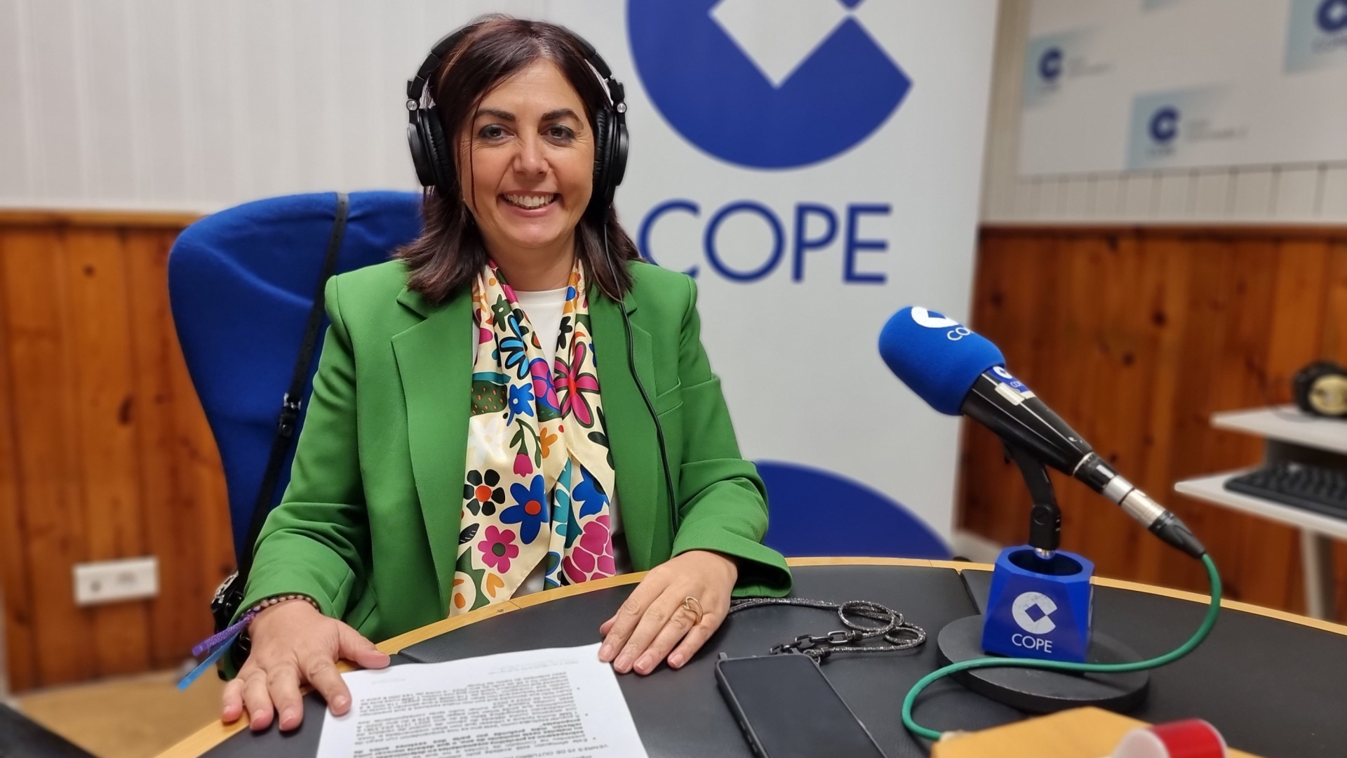 Elena Candia: "Indígnanos que o goberno local destine 116.000 euros ...