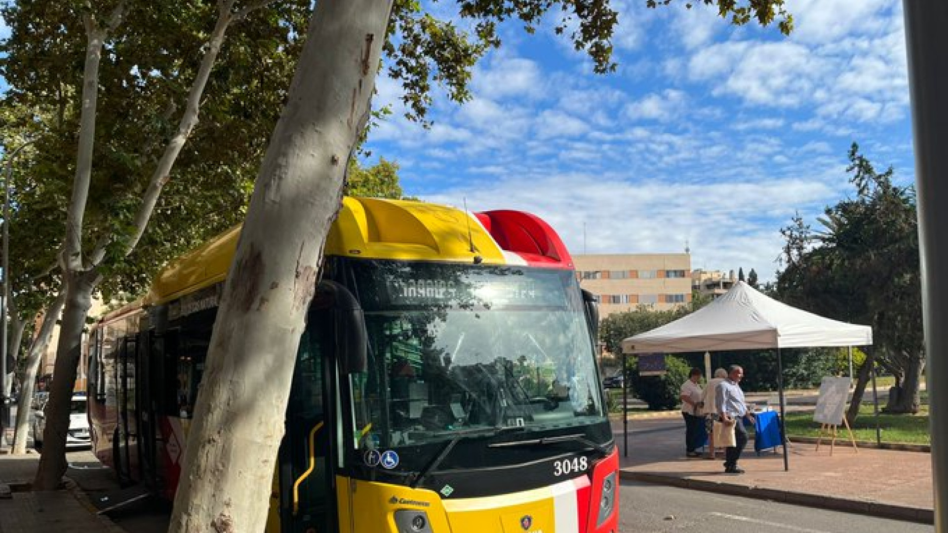 Los estudiantes deben actualizar su tarjeta del TIB para seguir ...
