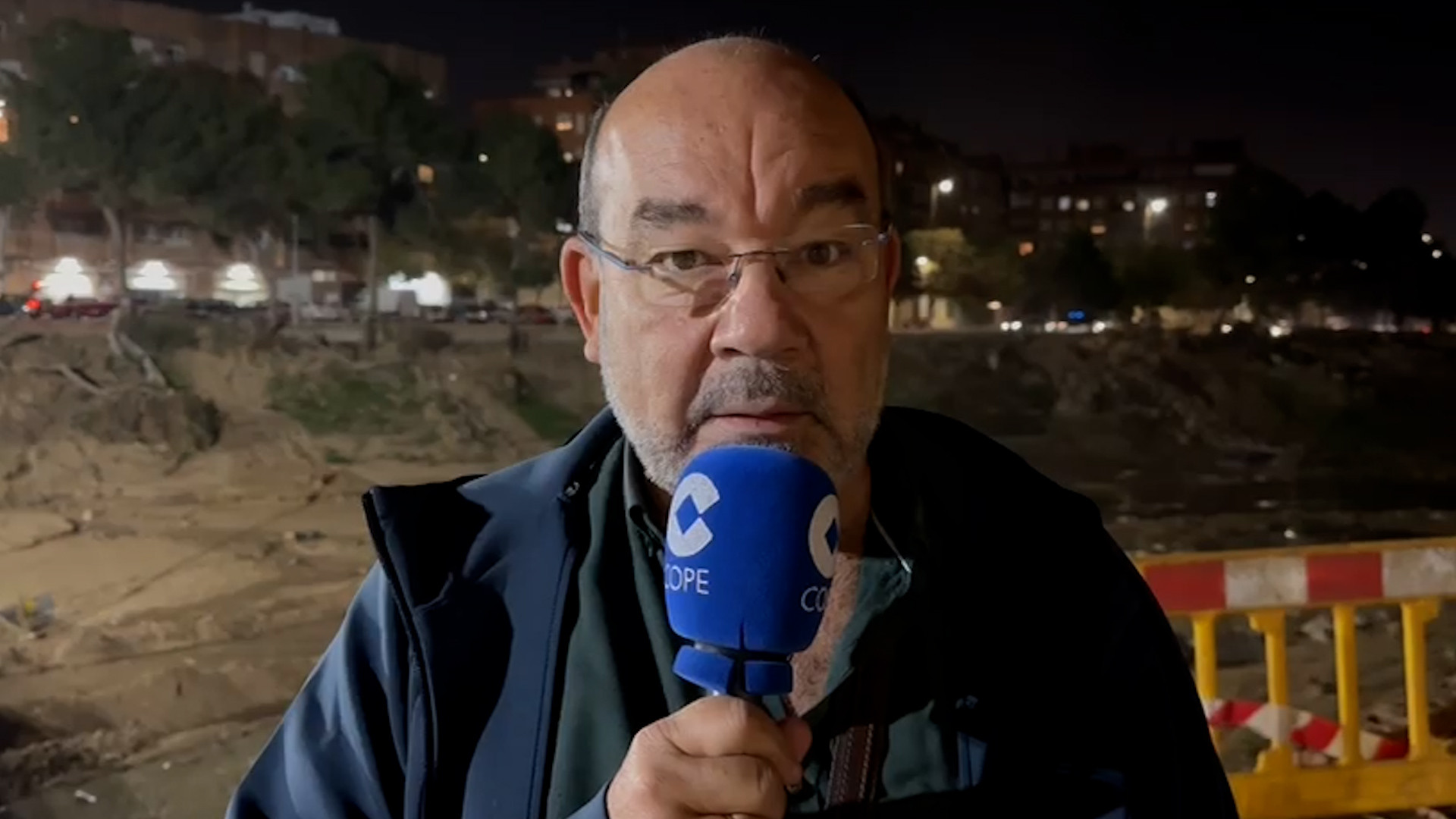 Expósito enseña cómo ha quedado el barranco de Poyo de Paiporta un mes ...
