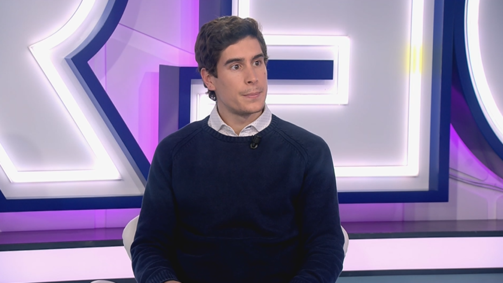 Así fue el momento en que Javier Cascón, el joven que transforma vidas comprando pisos para los ...