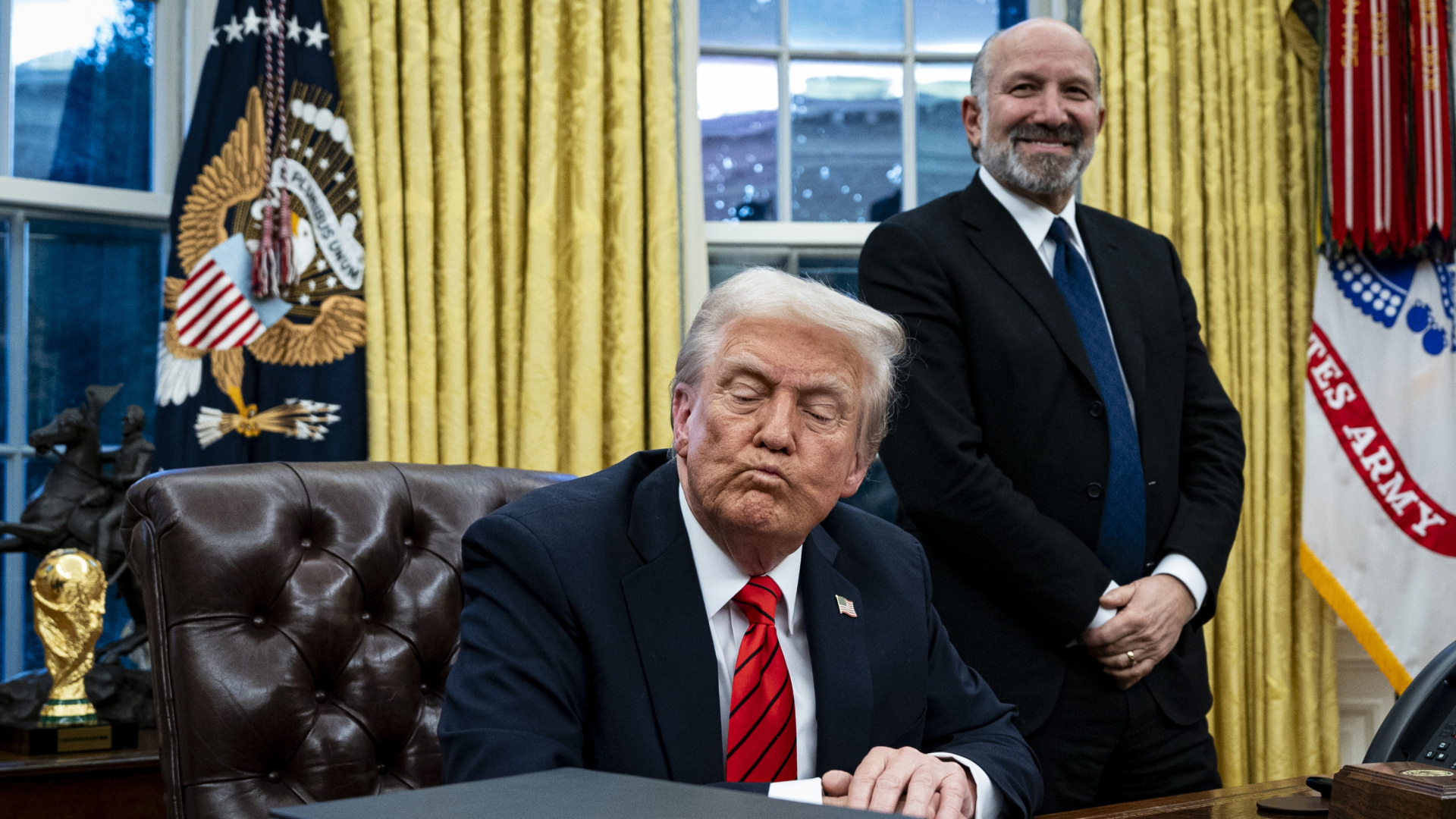 El Despacho Oval de la Casa Blanca tendrá un 'botón rojo' en la mesa ...