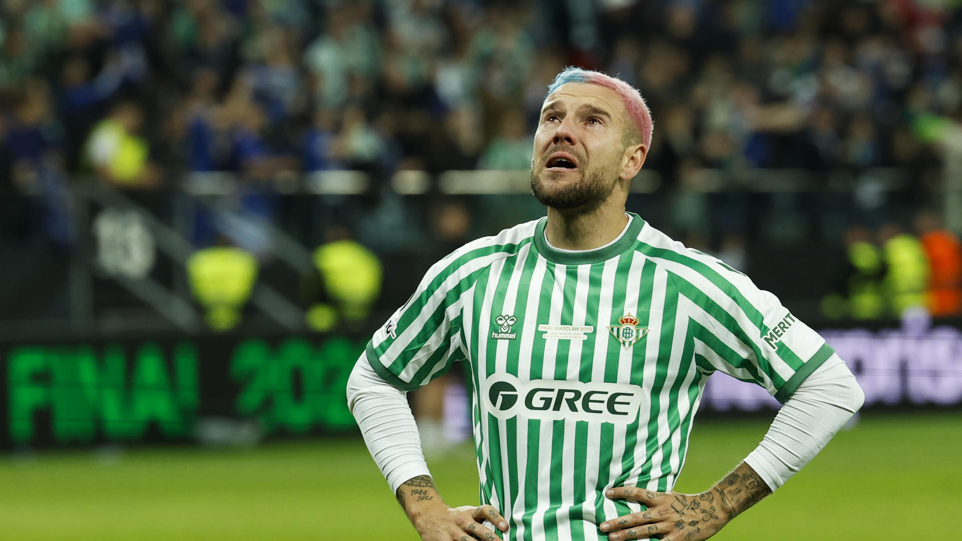 El Sevilla felicita a Maresca por la victoria del Chelsea contra el Betis