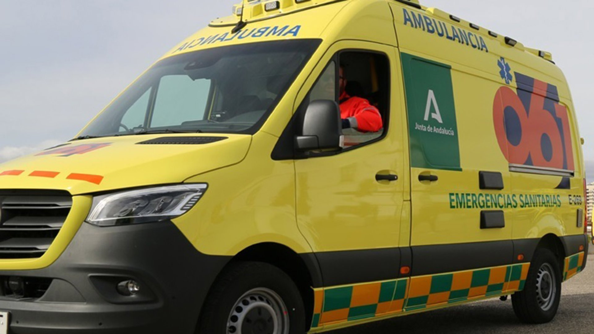 Fallece un hombre tras caer desde el tejado de una fábrica en Estepa