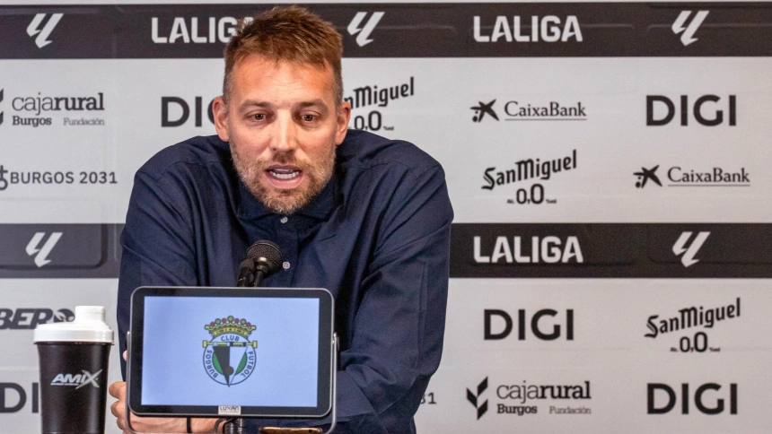 Michu, director deportivo del Burgos CF: "La venta de Anderson Arroyo ...