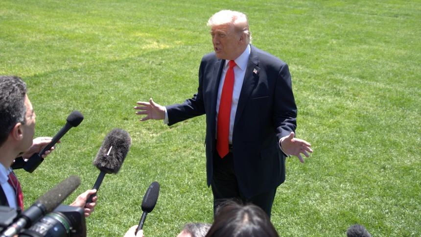 Para qué envió Trump a su hombre de confianza a ver al Papa