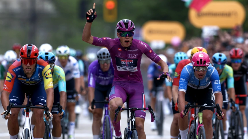 El Giro deja Bulgaria con una nueva victoria de Magnier