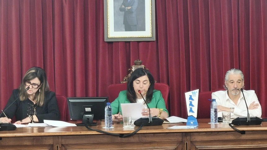Primer pleno ordinario con el nuevo gobierno en Lugo: Candia defiende ...