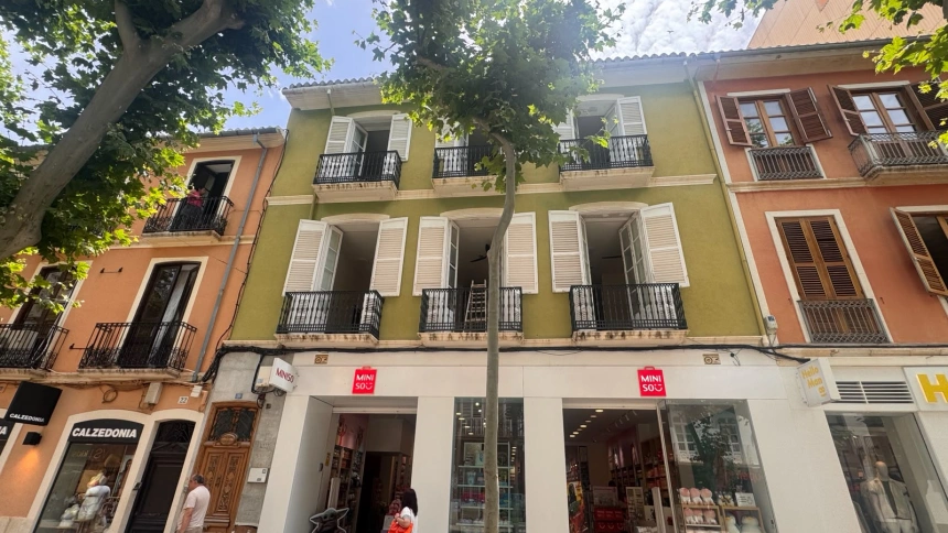Dénia dispara su oferta hotelera con la llegada de cuatro pensiones y ...