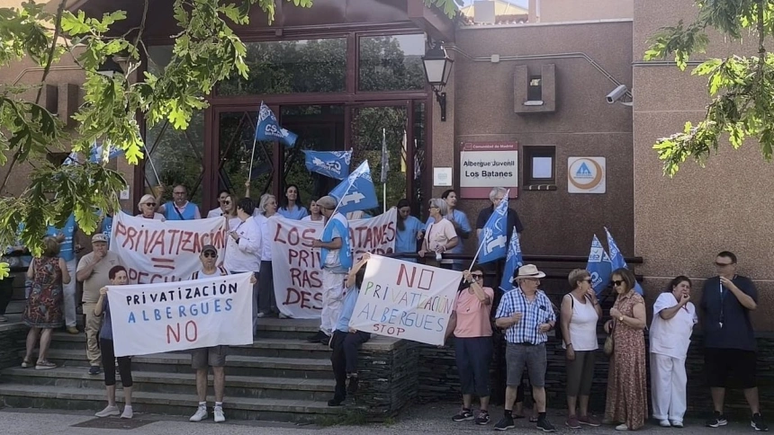 Movilizaciones en defensa de los albergues juveniles de la Comunidad de ...